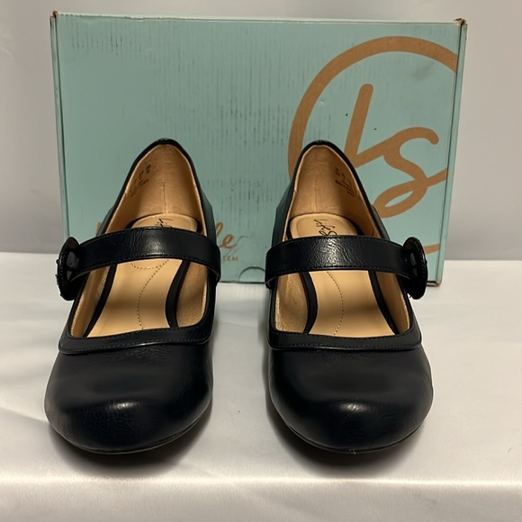 Life Stride | Shoes | Life Stride Rozz Mary Jane Pumps Size 9w Color ...